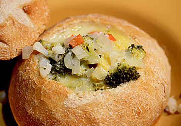 California Medley Broccoli & Cauliflower Cheddar Soup – SoupAddict