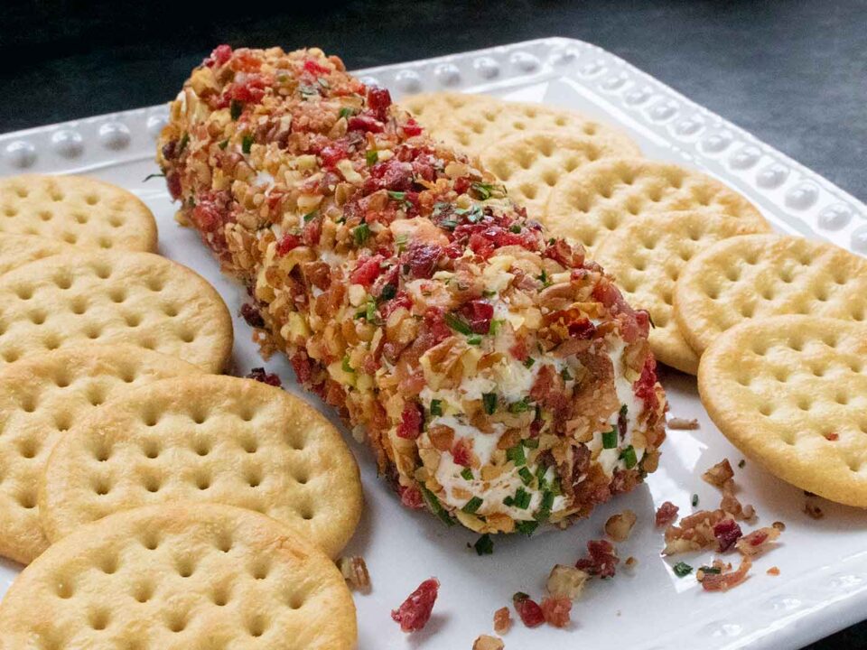 Cranberry Pecan Bacon Cheese Log – SoupAddict